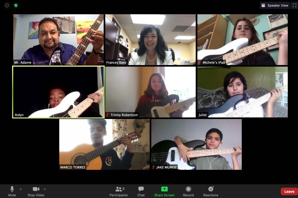 [Opinion] How Can We Keep the Guitar Relevant With Younger Generations ...