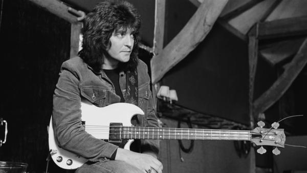 These are Guitars, Basses, and Amps Used on Ozzy Osbourne's "Blizzard ...