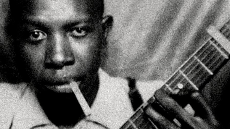 Story Behind Mysterious Guitars Used by Robert Johnson | Ultimate Guitar