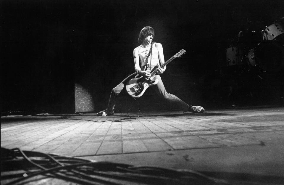 Top 10 Iconic Electric Guitars in Punk Rock | Ultimate Guitar