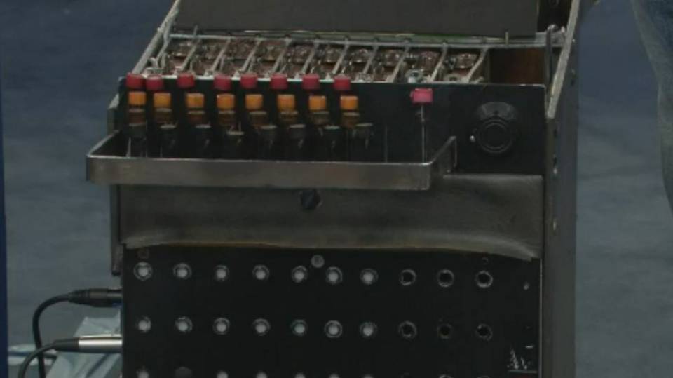 The Story Behind The Laff Box, a Weird 'Instrument' That Has Changed ...