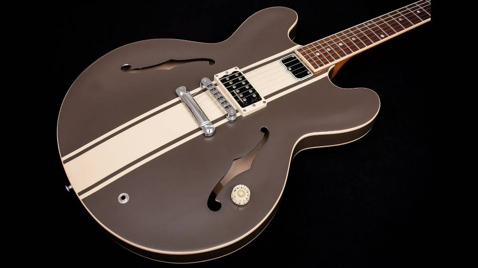 A Brief History of Tom DeLonge Signature Guitars | Ultimate Guitar