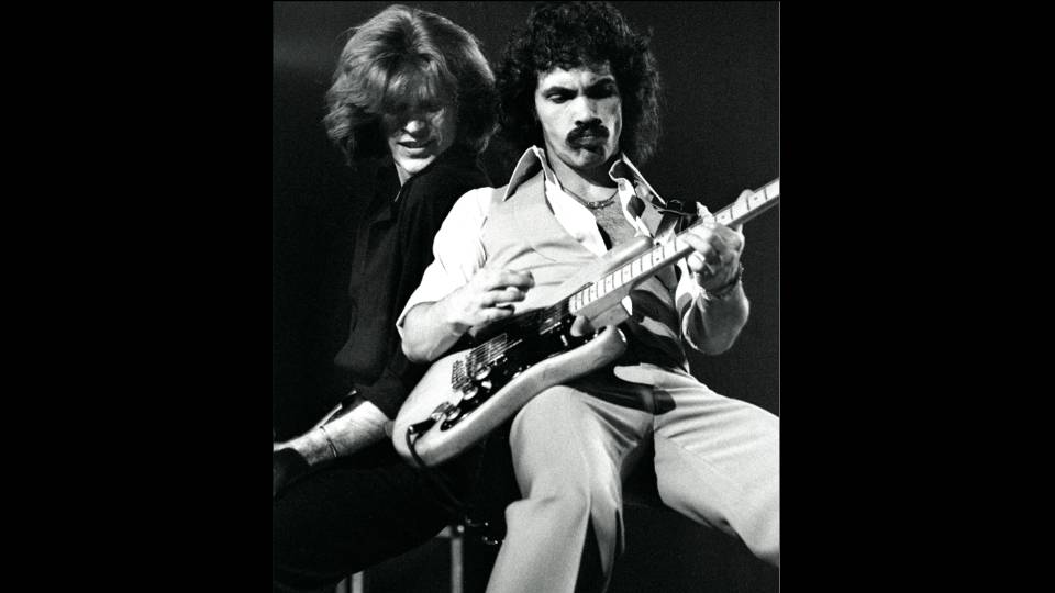 The Story Behind John Oates' Guitar Used on All of His Hit Songs ...