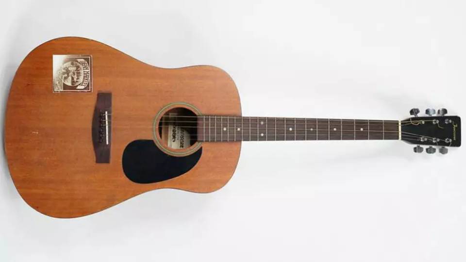 Teisco Guitar Signed and Inscribed by Kurt Cobain Up for Auction, Here ...