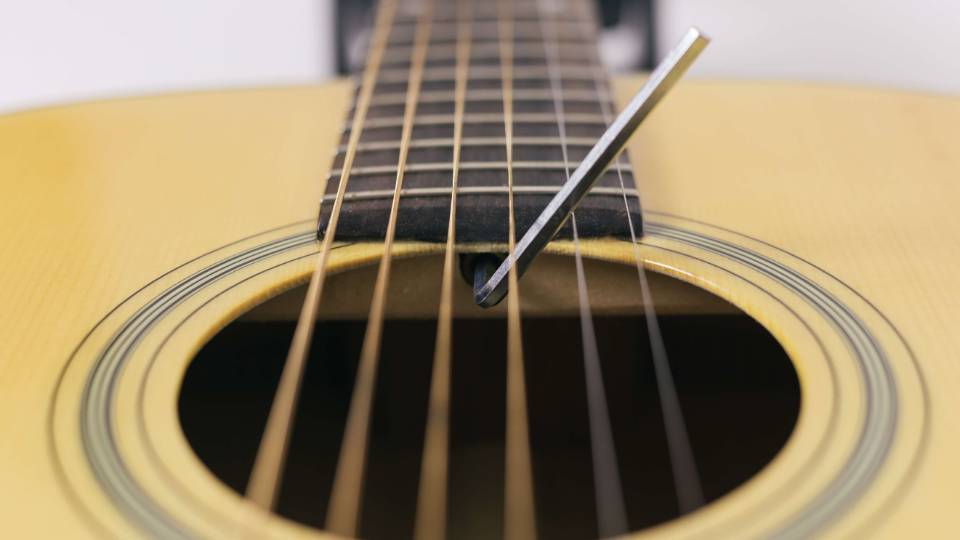 How to Check and Set Your Neck Relief and String Action | Ultimate Guitar