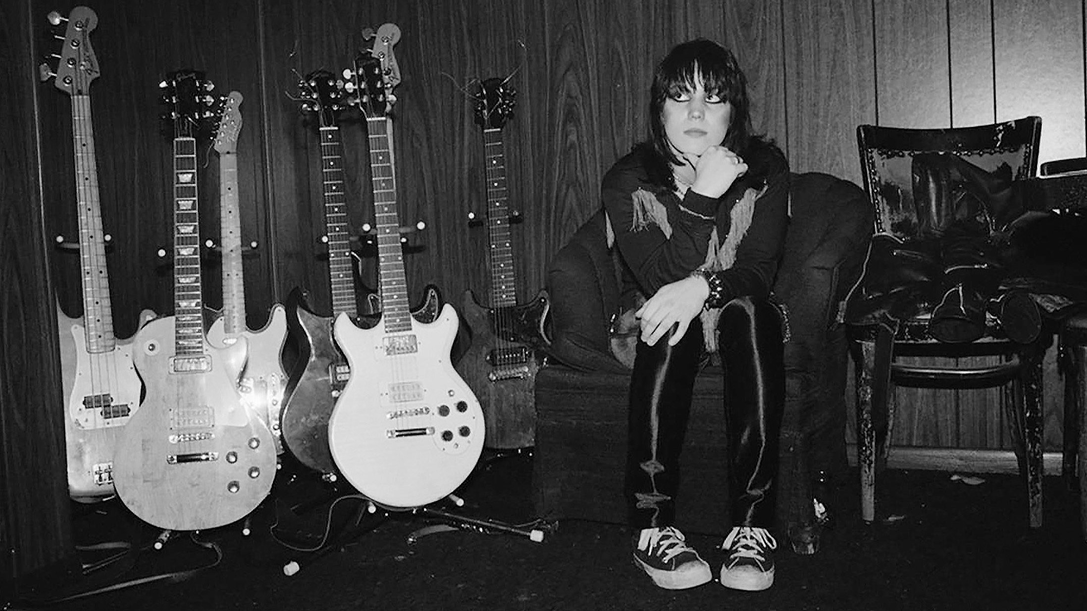 The Story Behind Joan Jett's Gibson Melody Maker | Ultimate Guitar