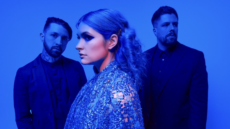 What Are the Advantages of 7-String Over Downtuned 6-String Guitars ...