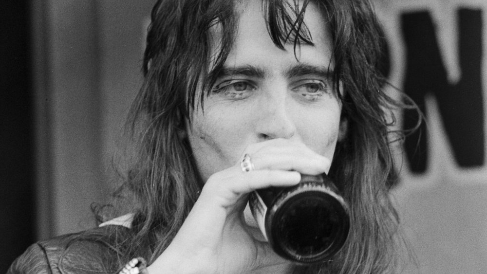 The Strange Connection Between Alice Cooper and Jim Morrison and the ...
