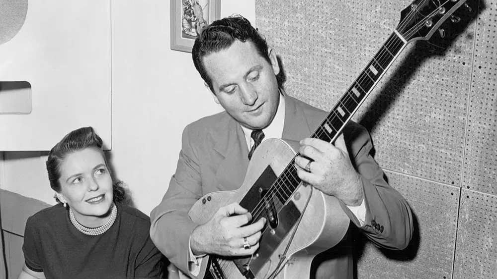 A Fender Les Paul?! The Story of How Gibson's Greatest Rival Almost ...