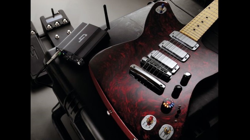 There's a Reason Why This Controversial Gibson Model Failed, but Does ...
