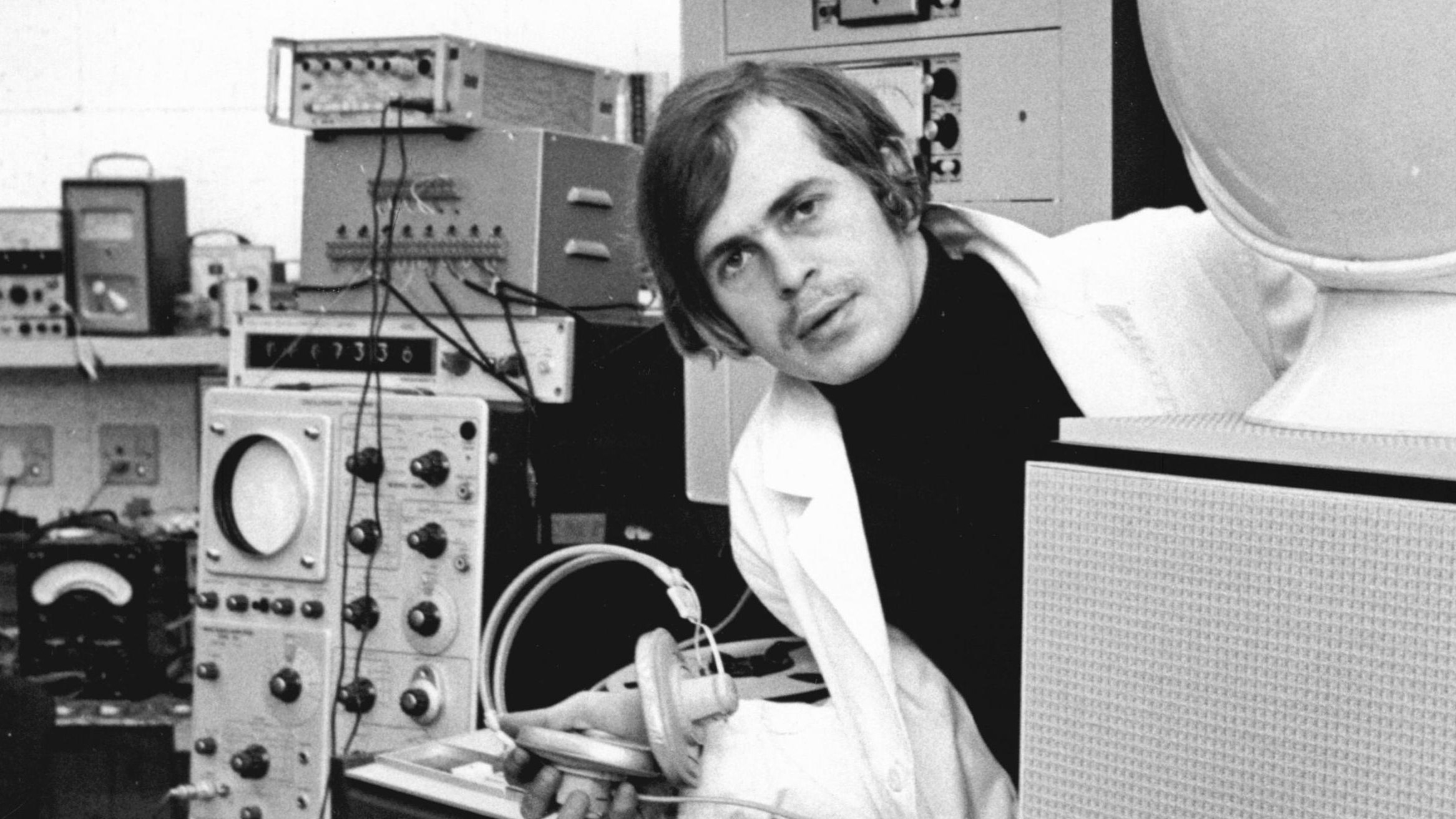 This Strange Custom Guitar Is Now Worth Half a Million Dollars: It's ...