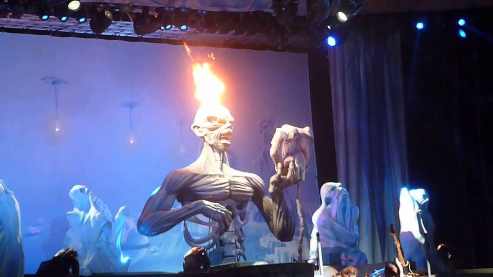 8 Memorable Stage Props | Ultimate Guitar