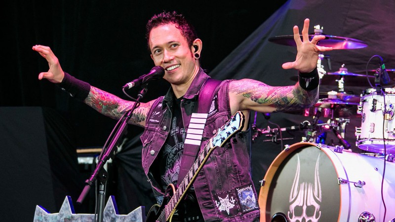 Friday Top: 25 Best Looking Rock & Metal Musicians | Ultimate Guitar