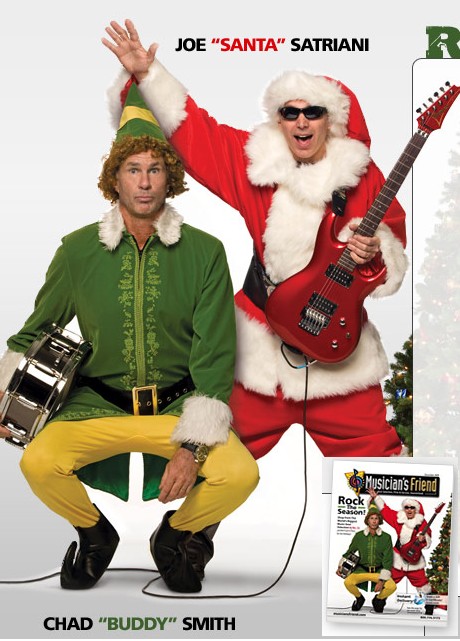 10 Pictures of Your Favorite Musicians Rocking Santa Suits | Ultimate ...