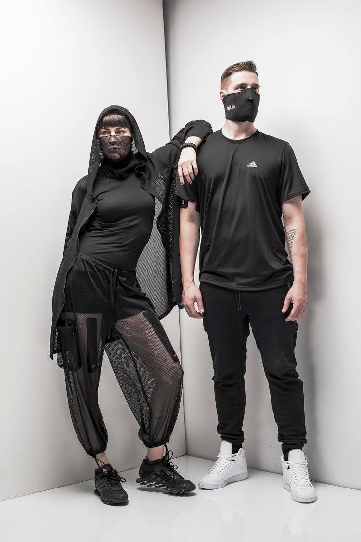 A Brief Guide To Evolution Of Goth Fashion | Ultimate Guitar