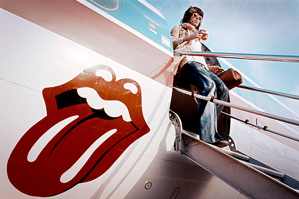 Musicians With Private Jets | Ultimate Guitar