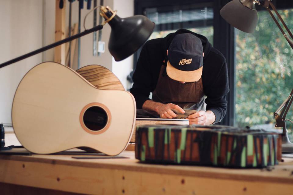 Commissioning a Bespoke Steel-string Acoustic Guitar | Ultimate Guitar