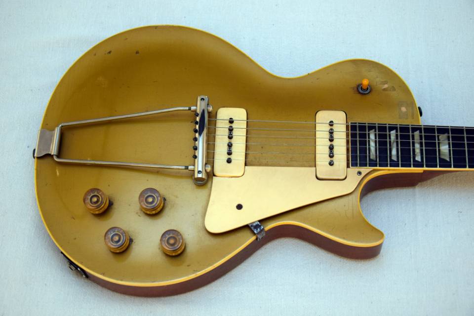9 Epic Guitars From Buddy Guy's Collection | Ultimate Guitar