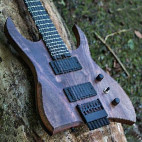 H7 Headless Baritone Review | Hufschmid | Electric Guitars | Reviews ...