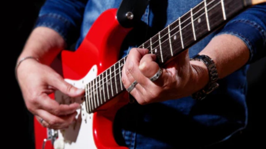 A Few Simple 6th Interval Licks in Dorian Mode to Implement in Your Pentatonic-Focused Solos ...