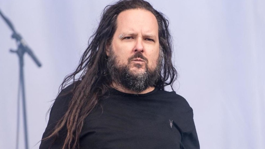 Korn Frontman Recalls Near-Death Experiences Due to Health Issues ...