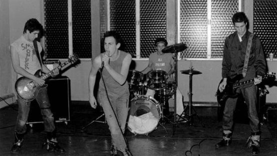 4 Great Punk Rock Riffs and the Gear Behind Them | Ultimate Guitar