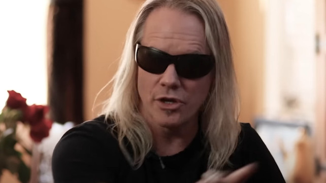 Warrant Singer Claims Grunge Wasn't 'So Different' From Glam Metal ...