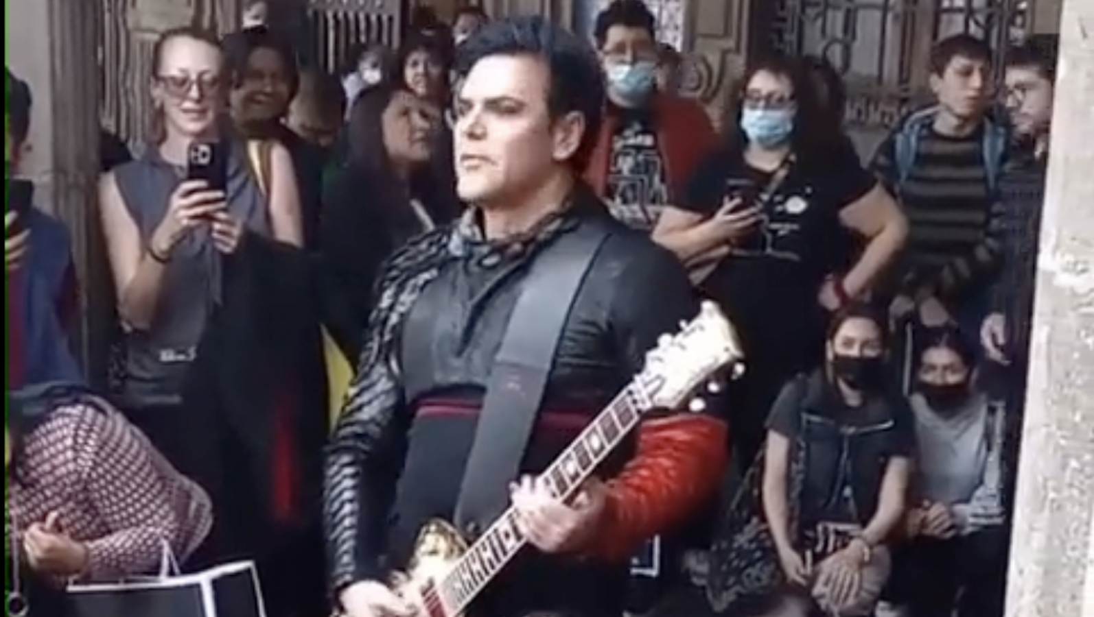 Watch: Rammstein's Richard Kruspe Plays 'Du Hast' in the Middle of ...
