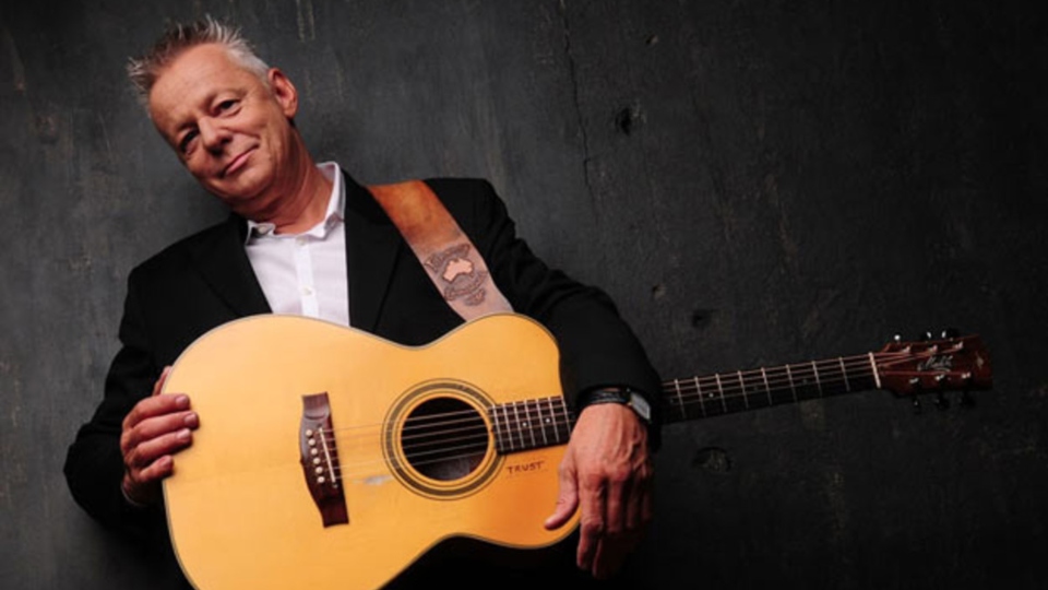 Tommy Emmanuel Explains Why He Doesn't Like to Be Called the Best ...