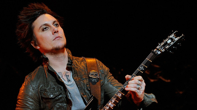 Syn Gates Says A7X's 'Best' Song Has 'Hardly Any Guitar', Explains Why ...