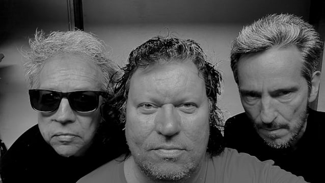 'Dreamspace' Lineup of Stratovarius Reunites as Timo Tolkki's Strato ...