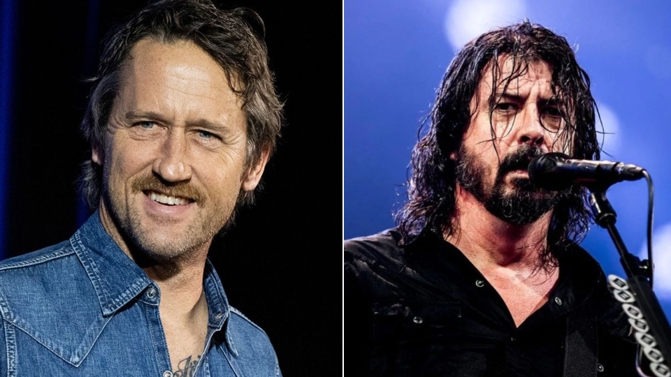 Chris Shiflett Recalls His First Screw-Up With Foo Fighters: 'Dave ...