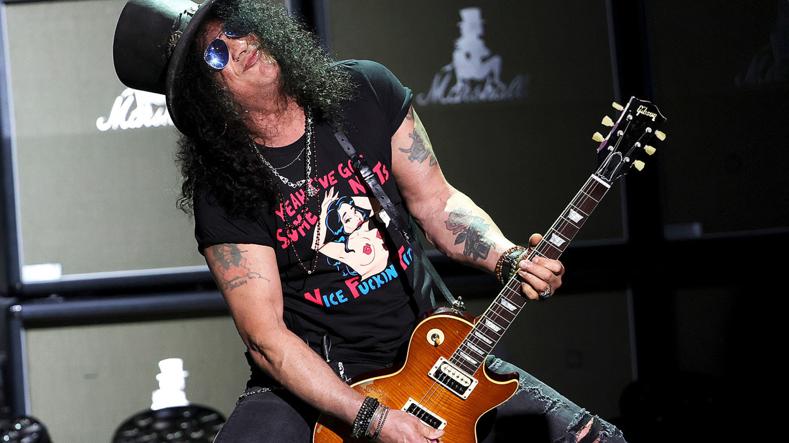 Slash Explains Why He Chose Gibson Les Paul as His Main Instrument: 'They're the Sexiest Guitars ...