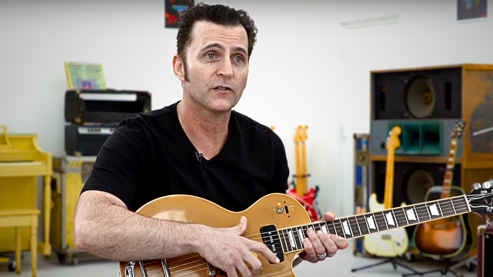 Dweezil Zappa Opens Up on Selling Gear so That He Could Tour, Explains ...