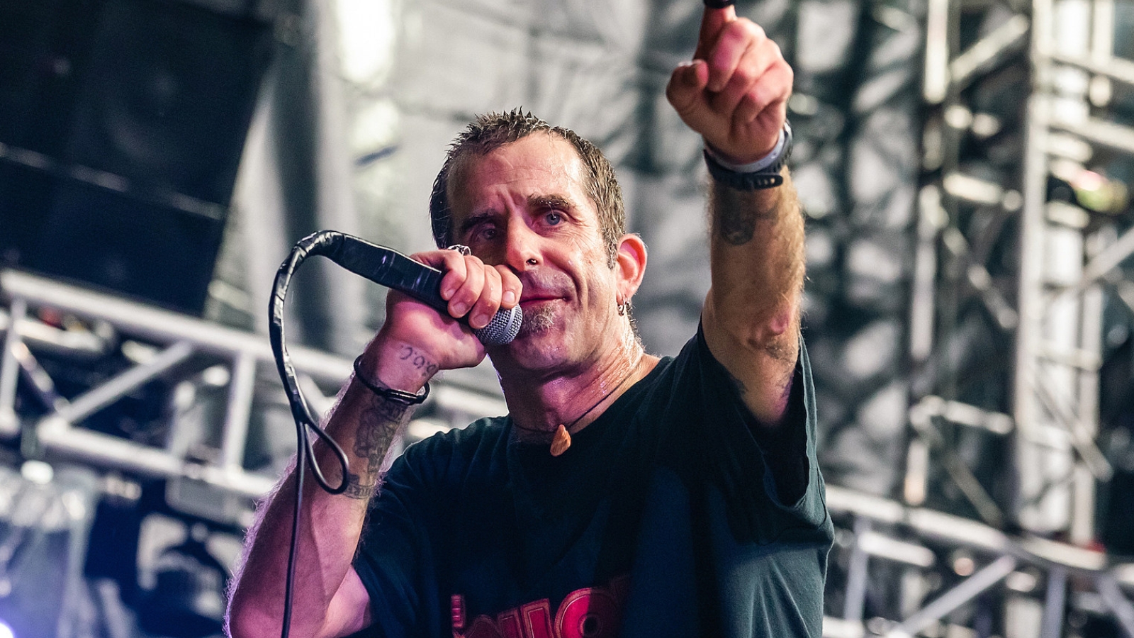 Lamb of God's Randy Blythe Speaks Up on Phone Use During Shows ...