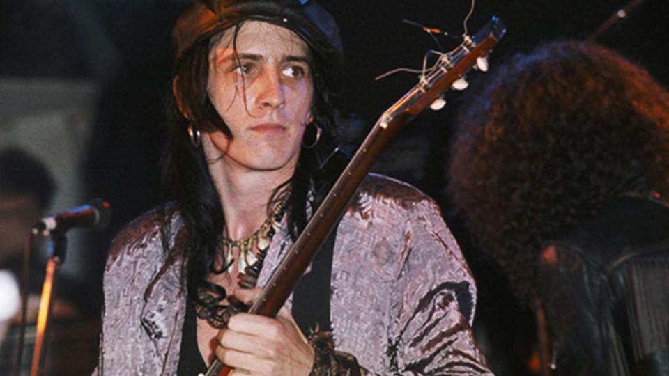 10 Famous Izzy Stradlin Quotes | Ultimate Guitar