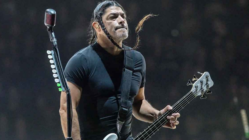 According to Rob Trujillo, This Is The Best Song For Introducing New ...