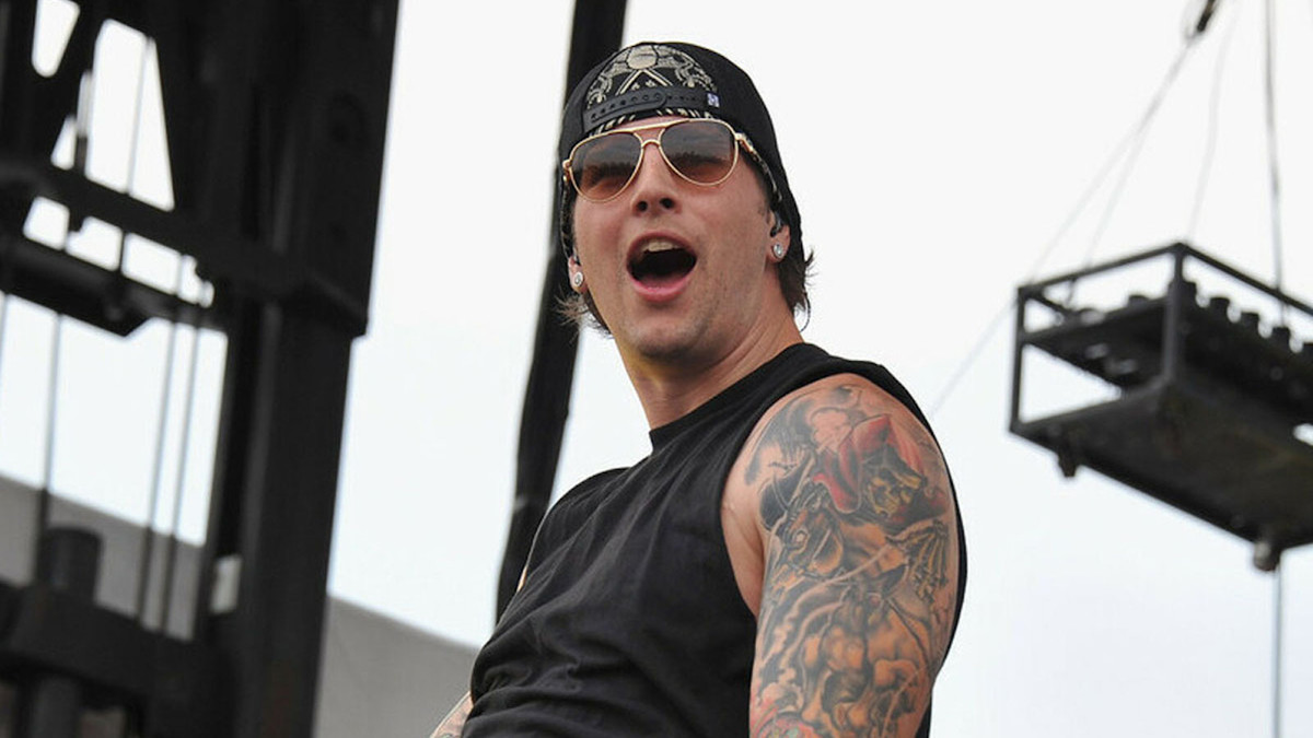 Avenged Sevenfold's M. Shadows Speaks Up on Ticketmaster Scandal ...