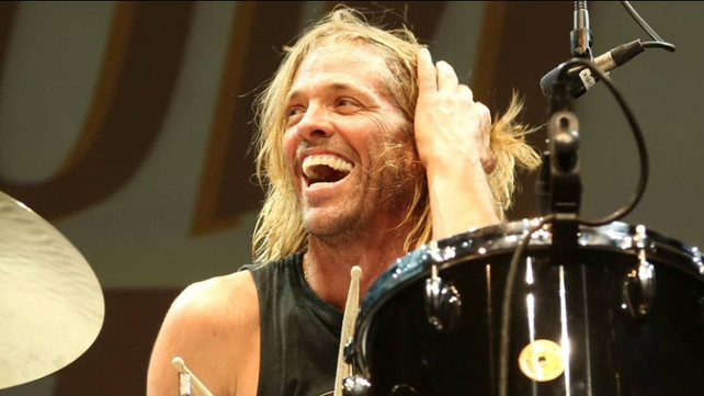 Watch: 100 Drummers Play Foo Fighters' 'My Hero' in Memory of Taylor ...