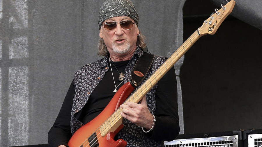 'There Was Nothing Special' About 'Smoke on the Water' Riff After First ...