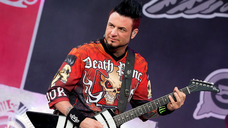 FFDP Guitarist: The Worst Day Job I Had Before Joining the Band | Music ...