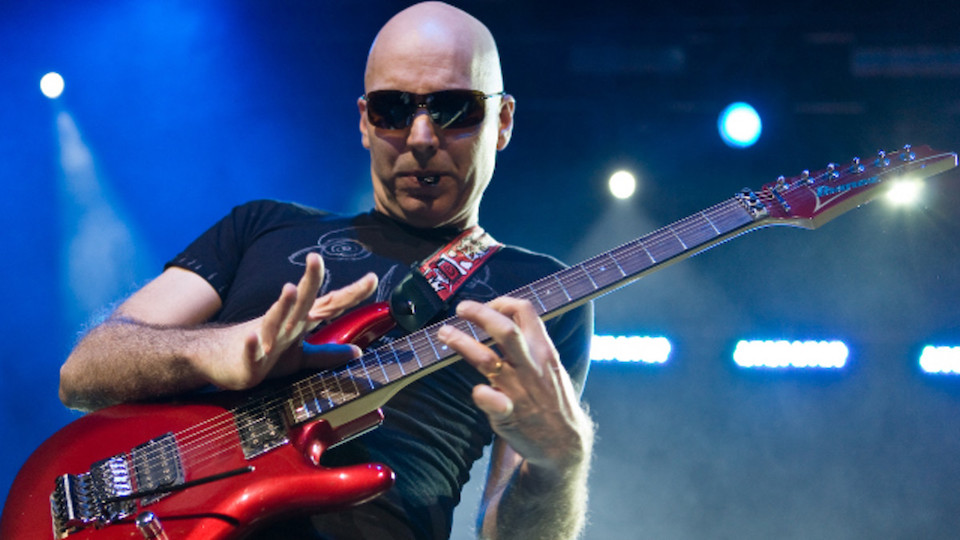 Joe Satriani: Why I Switched From Drums to Guitar When I Was a Kid ...