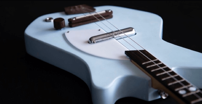 Mother's Day Giveaway: Win Beginner Kid Guitar from Loog | Ultimate Guitar Mother's Day Giveaway: Win Beginner Kid Guitar from Loog | Ultimate Guitar