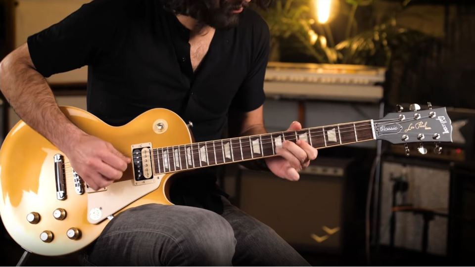 Learn Something: Differences Between Gibson Les Paul Standard, Studio ...