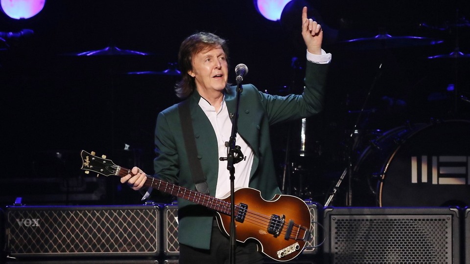 Top 8 Musicians Who Began Playing Bass Because Nobody Else Wanted To ...