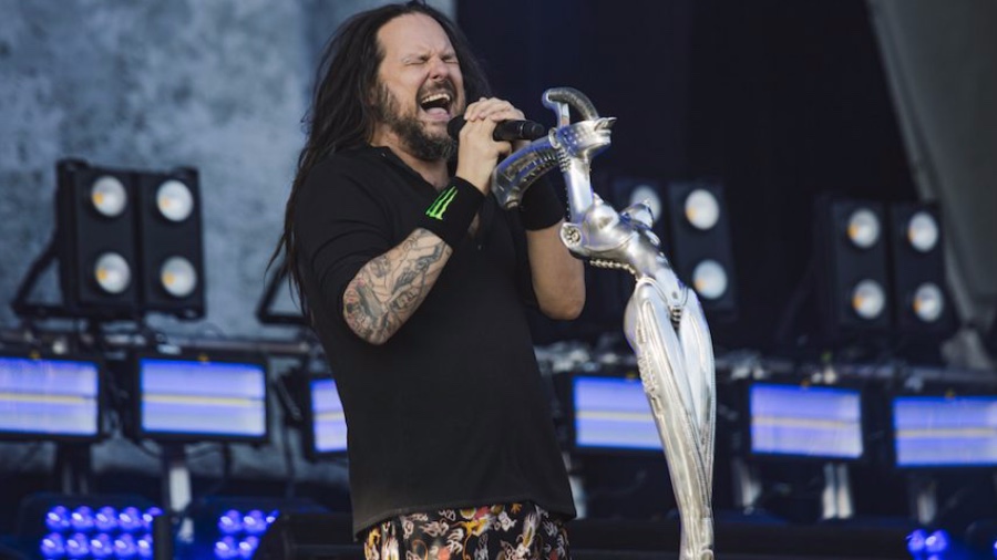 Korn's Davis Names His Rock God: I Looked Up to Him | Ultimate Guitar