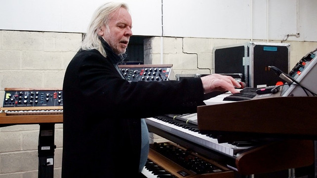 Yes' Rick Wakeman Names His No. 1 Keyboard, Talks How Many Synths He ...