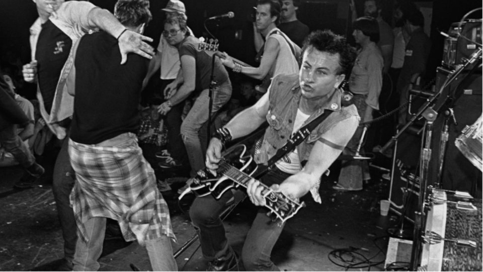 More Great Punk Rock Riffs And The Gear Behind Them | Ultimate Guitar