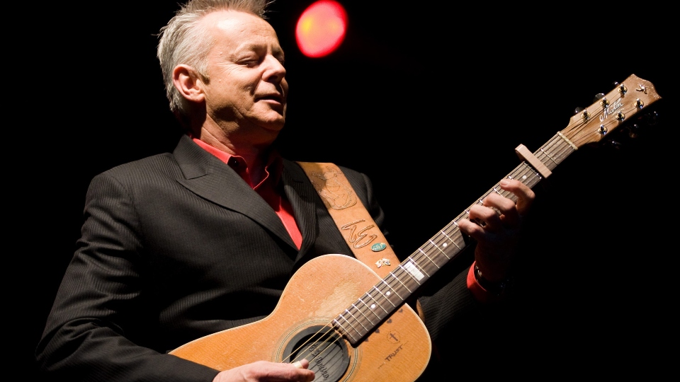 Tommy Emmanuel Explains Why He Started Using a Metronome 30 Years Into ...