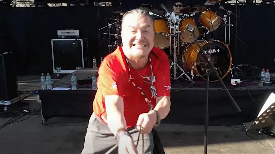 Watch: Drone Recorded Mike Patton's Attack During Live Show, Here's the ...